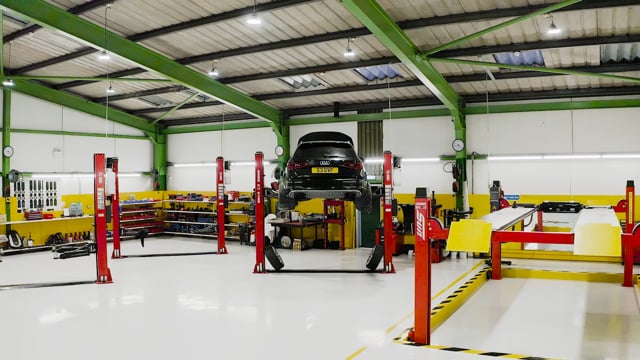 Johnny's Garage - Quality car garage in Wrexham
